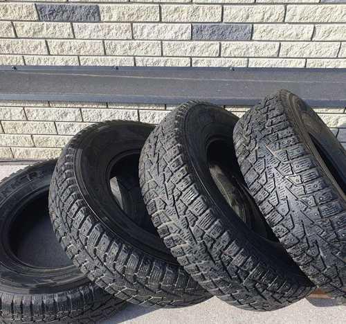 Maxxis ArcticTrekker NS3 235/75 R16 108T