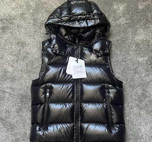 Желетка moncler