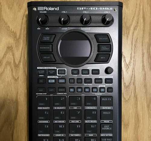 Roland sp 404 mk2