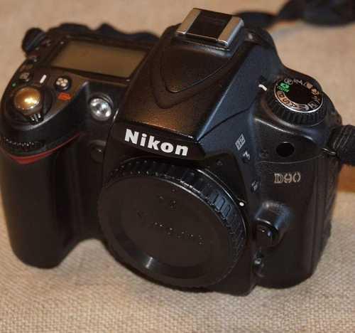 Nikon D90 body 9000 кадров