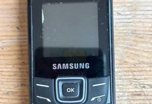 Телефон Samsung Е1200