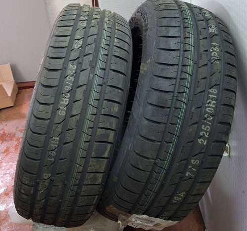 Kumho Crugen HP91 225/60 R18 104