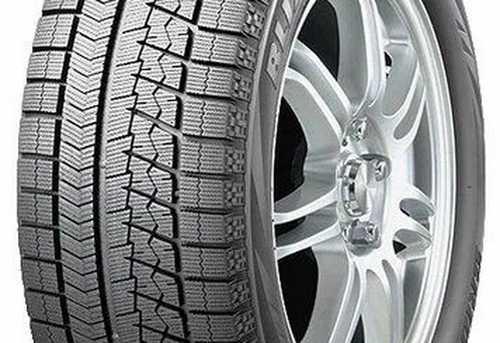 Bridgestone Blizzak VRX 215/55 R17 94S