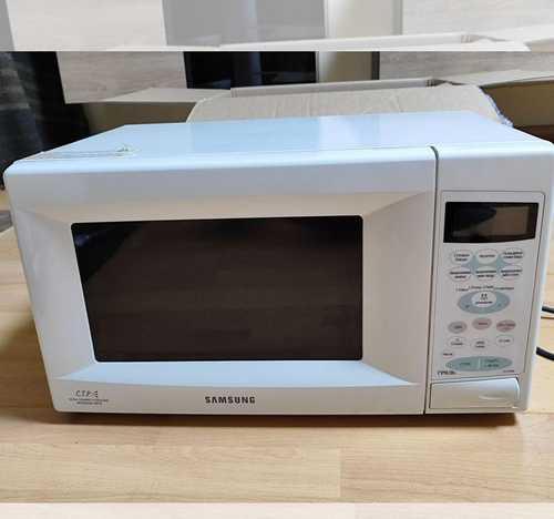 Микроволновая печь samsung CE2738NR