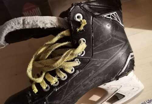 Хоккейные коньки bauer S170 sr 9D
