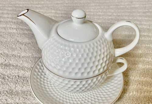 Новый заварной чайник с чашкой белые керамические