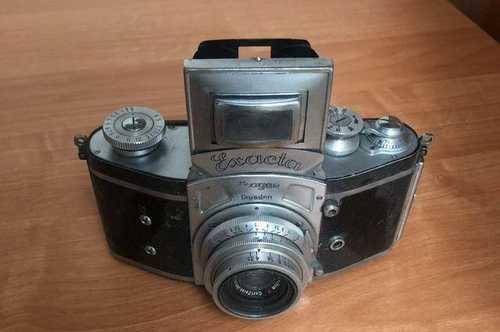 Плёночный фотоаппарат exacta jhagee