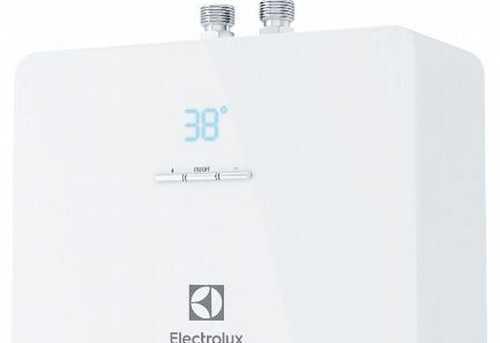Проточный водонагреватель Electrolux NPX6 Aquatron