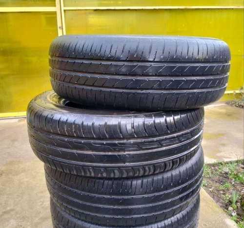 Toyo NanoEnergy 3 195/65 R15