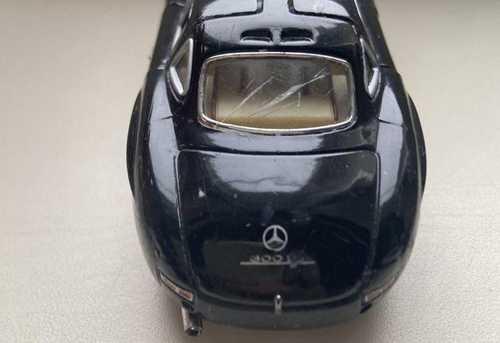 Модель автомобиля mercedes benz 300SL