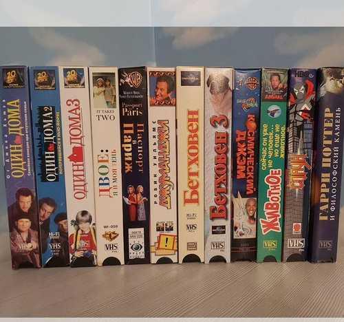 Видеокассеты VHS с фильмами и мультфильмами