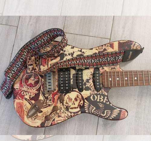 Электрогитара Fender Obey Graphic Stratocaster