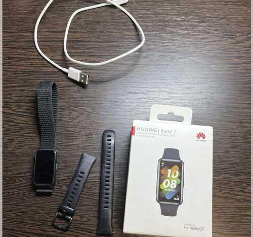 Смарт часы huawei band 7