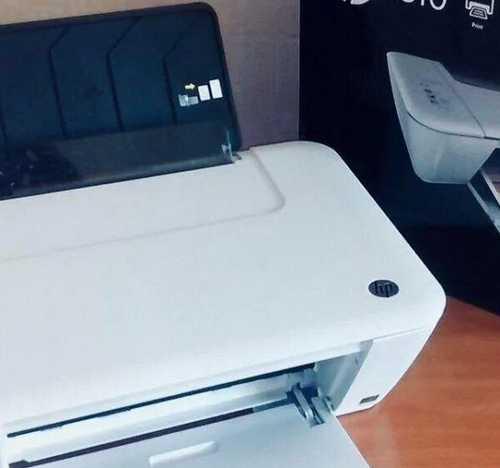 Цветной лазерный принтер HP Deskjet 1510