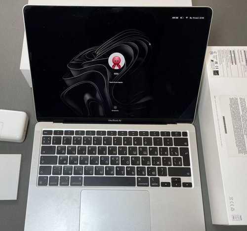 Macbook air m1 отл.состояние