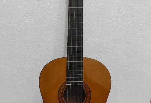 Гитара Yamaha CM40