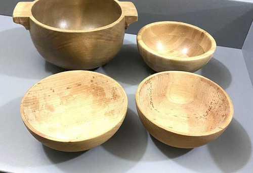 Деревянная посуда миски и ложки