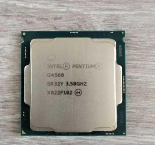 Процессор Intel Pentium G4560