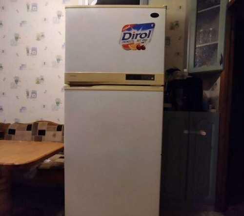 Холодильник Daewoo FR-490