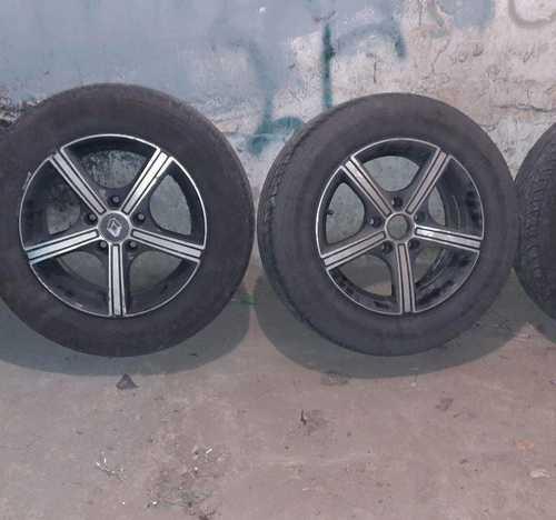 Комплект летних колес r15