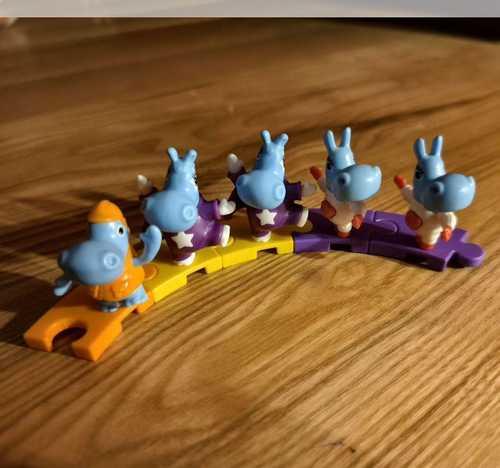 Игрушки из киндера kinder the happos family