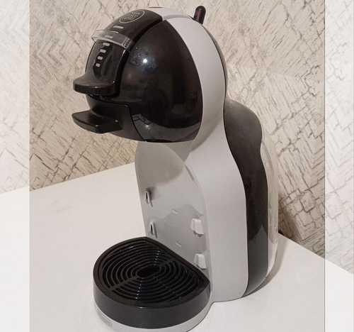 Капсульная кофемашина dolce gusto delonghi