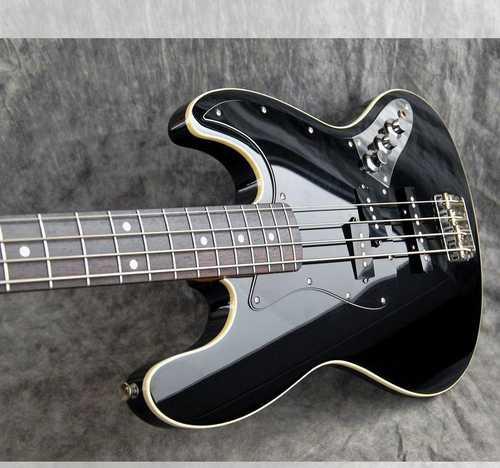 Fender Aerodyne Jazz Bass Japan 2002-2004 бас-гита