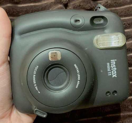 Пленочный фотоаппарат instax mini 11