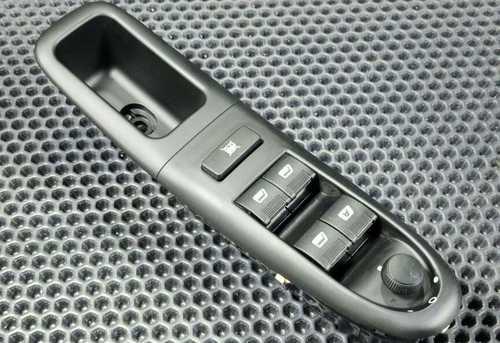 Новый блок кнопок стеклоподъёмников Peugeot 406