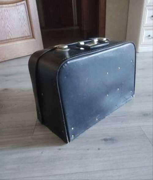 Кожаный чемодан (чехол) для швейной машинки