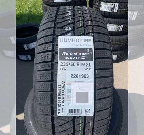 Kumho WinterCraft WS71 235/50 R19 103V