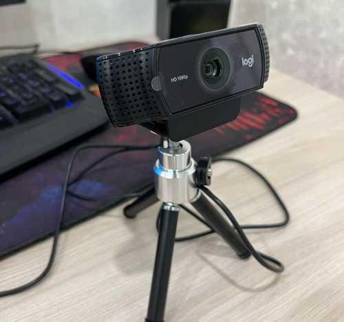 Веб-камера Logitech C922 Pro Stream, в черном цвет