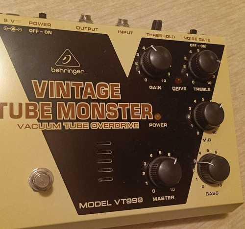 Behringer Vintage tube monster vt999