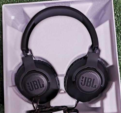 Наушники Jbl quantum 100