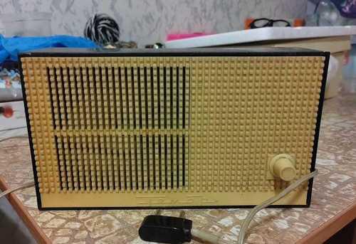 Радиоприемник Радио СССР тембр 1977