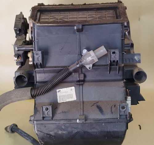 Печка в сборе nissan primera p12 27110av668