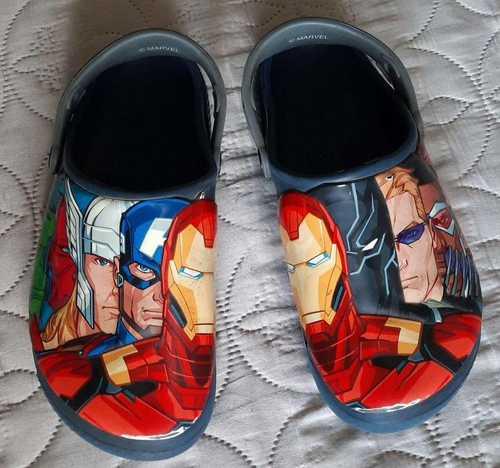 Сабо детские Crocs marvel Avengers р.32-33