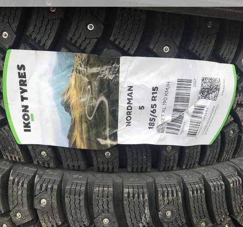 Ikon Tyres Nordman 5 185/65 R15 92T