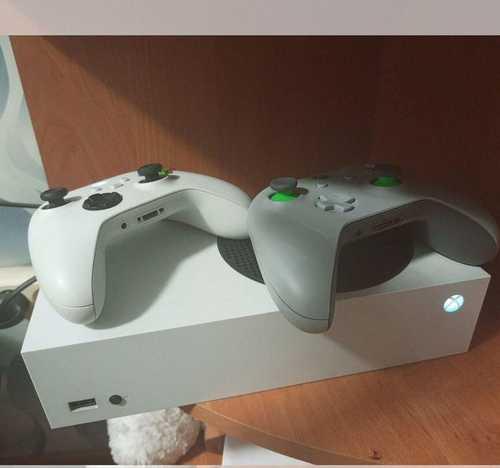 Продам xbox Series S