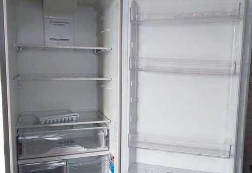 Холодильник Indesit DF 5201 XRM