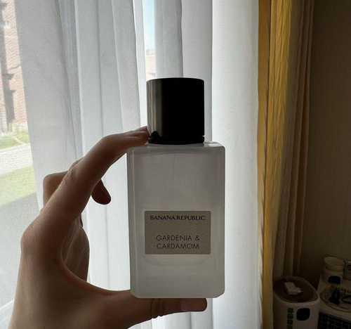 Парфюм banana republic gardenia & cardamom