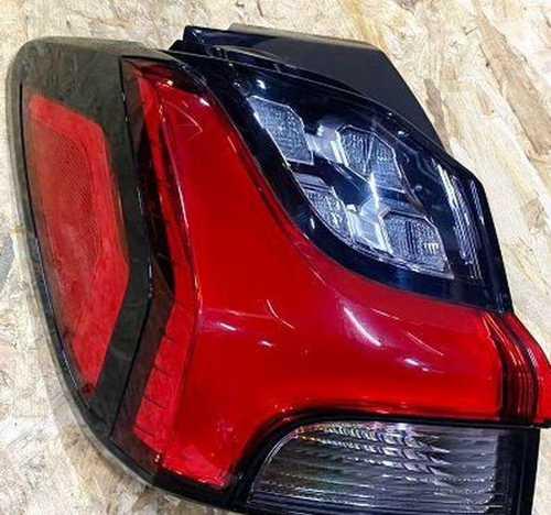 Mitsubishi ASX Фонарь задний левый