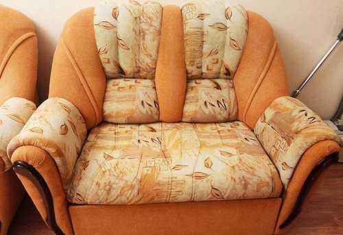 Мягкая мебель комплект бу(диван 3,диван 2,кресло)