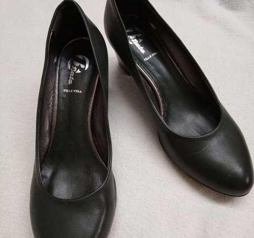 Туфли женские Bata 38 размер кожа новые