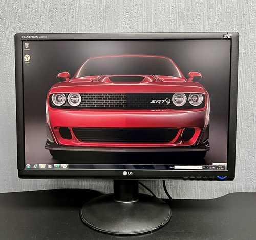 22" монитор LG W2234S