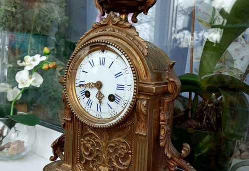 Старинные каминные часы
