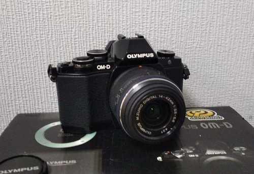 Цифровой фотоаппарат Olympus M10