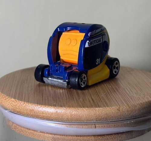 Hot Wheels — Emoticar DTX20 — Mattel 2016