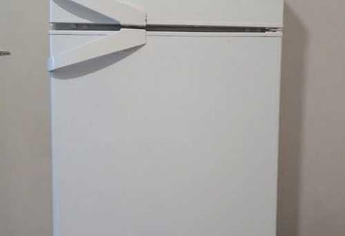 Б/У холодильник Indesit