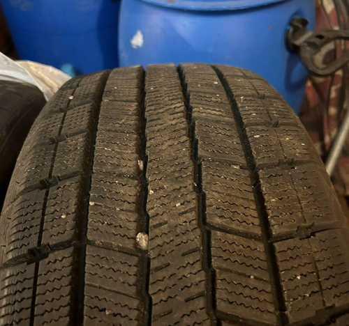 Centara Winter RX621 215/50 R17
